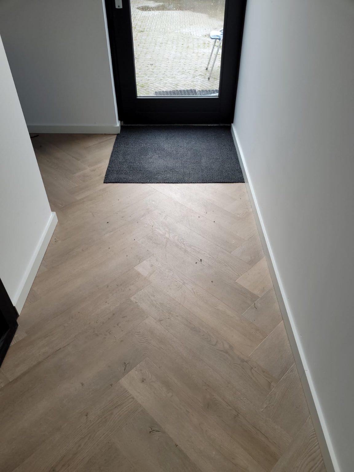 Plak pvc vloeren - Jaroka vloeren